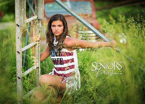 Rural Senior Pictures Seniors By Photojeania Senior Pictures