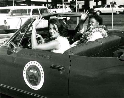 Bwgovernment Tbt Dr Gaositwe Chiepe With Miss Hawaii