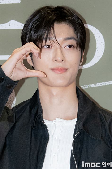 포토 백선호 훈훈한 분위기