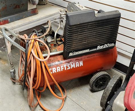 Craftman 5hp 20 Gal Air Compressor Sold At Auction On 12th August