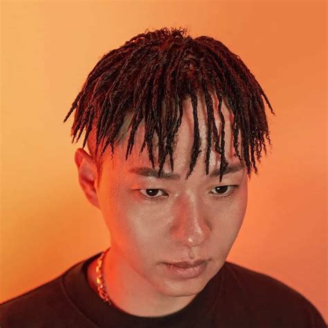 20 Stunning Hairstyles With Thin Dreads Hairstylecamp