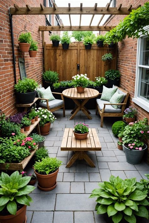 Small Patio Ideas Photos