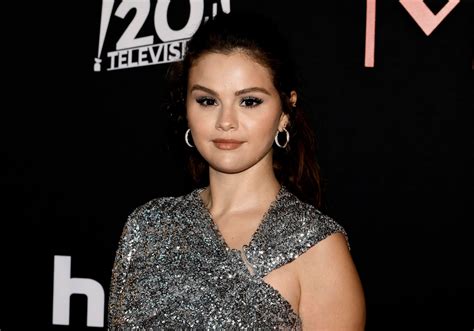 Selena Gomez Apple TV+ Documentary, My Mind & Me Trailer