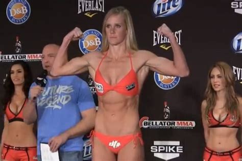 8 Hot Sexy Holly Holm Bikini Pics