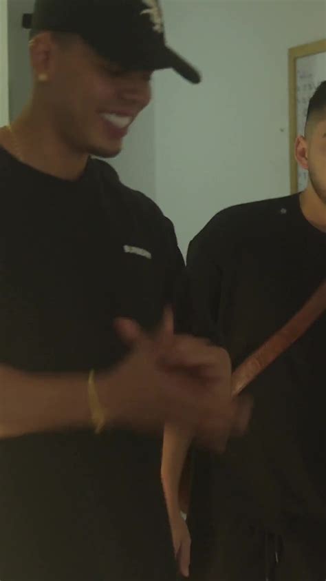 Ich Ficke Die Freundin Meines Besten Freundes Während Ich In Therapie