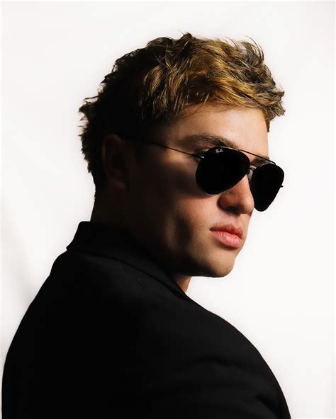 Tomás Celis Tomascelisc • Instagram Photos And Videos