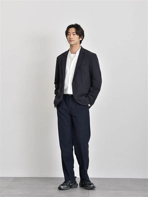 17度の気温に最適なメンズ服装術！ビジネスからカジュアルまで完全マスター Auen オーエン 公式通販｜平日5日、迷わず整う。メンズ仕事服・オフィスカジュアル