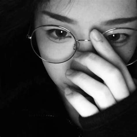 旖 00008177 • Threads Say More