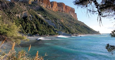 Cassis Surf Guide Mediterranean France France Wave Info And Tips Stormrider Surf Guides