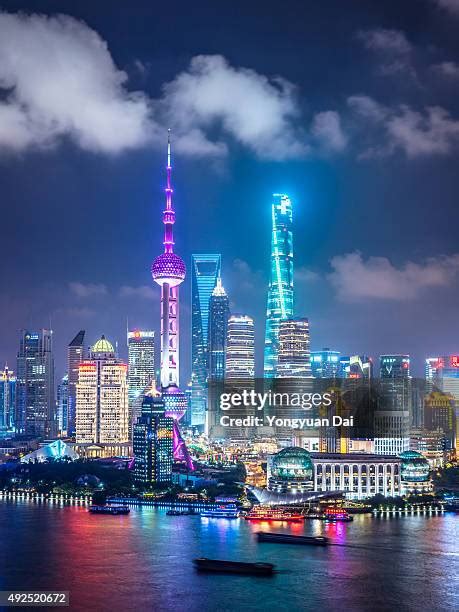 International Landmarks Skyline Photos And Premium High Res Pictures