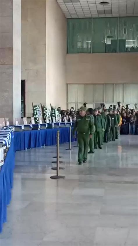 🇨🇺 🏽 Miembros De Las Far Y El Minint Rinden Honores A Los Caídos En La