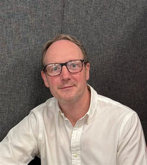 Dean Love Jonathan Lee