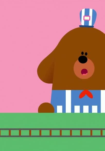 Watch Hey Duggee S02 E04 The Dancing Bug Badge The Train Badge The
