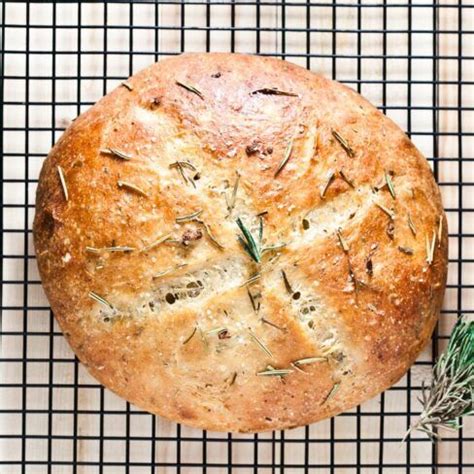 Crusty Roasted Garlic And Rosemary Bread Artofit