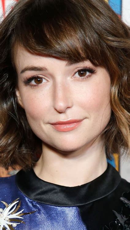 Milana Vayntrub Tumbex