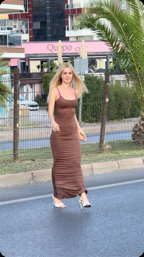 Aria Ariavivianfun • Instagram Photos And Videos