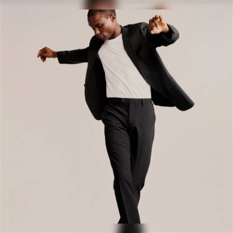 유니클로 감탄셋업 수트 검정 셔츠 코디 남자 면접 정장 결혼식 복장 하객패션 미니멀룩 오피스룩 네이버 블로그