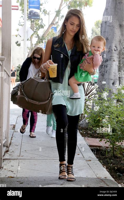 Jessica Alba And Haven Garner Warren Jessica Alba Takes Her Daughters