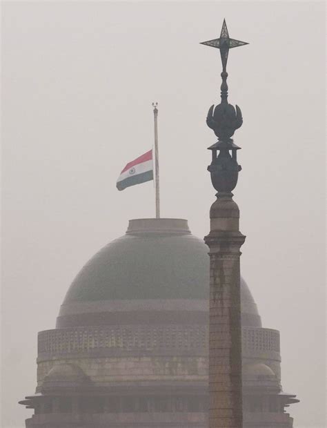Manmohan Singh Tribute पूर्व प्रधानमंत्री मनमोहन सिंह के निधन पर राष्ट्रीय शोक के दौरान एक