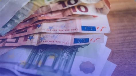 What Is The Difference Between Smurfing And Structuring