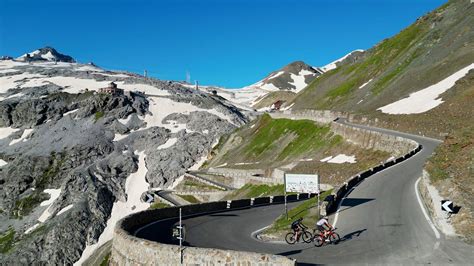Passo Dello Stelvio Passi Di Montagna In Alto Adige