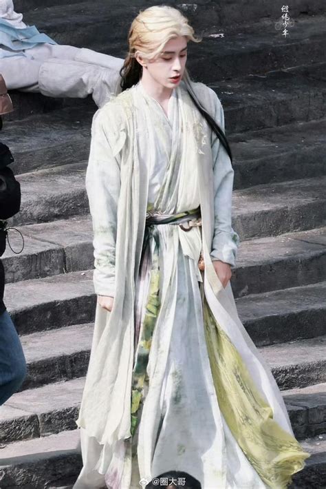 哇哇哇！白鹿、敖瑞鹏 在主演的电视剧《白月梵星》