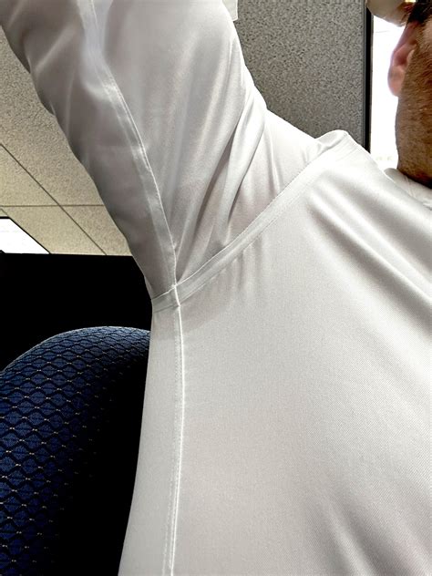 I Get So Sweaty At Work Especially Without Deodorant 🥵 R Malearmpits
