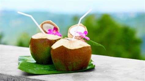 Benefits Of Coconut Water 10 More Reasons To Have This Wonderful Drink