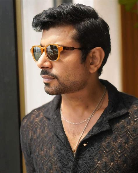 Vineet Kumar Singh Net Worth Height Weight Age Affairs Wiki Facts And Figures