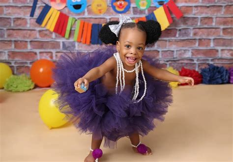 Nigerian Lady Warms Hearts With Adorable Photos Of Her Sextuplets Yabaleftonline