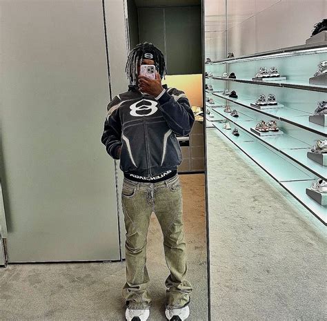 Ken Carson Outfit From April 30 2024 Whats On The Star