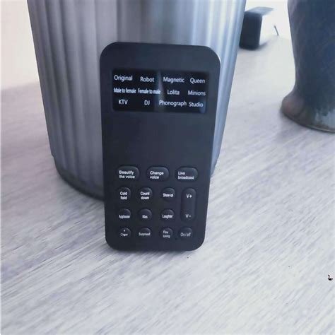 Portable Voice Converter Microphone Camouflage 4 V Vicedeal