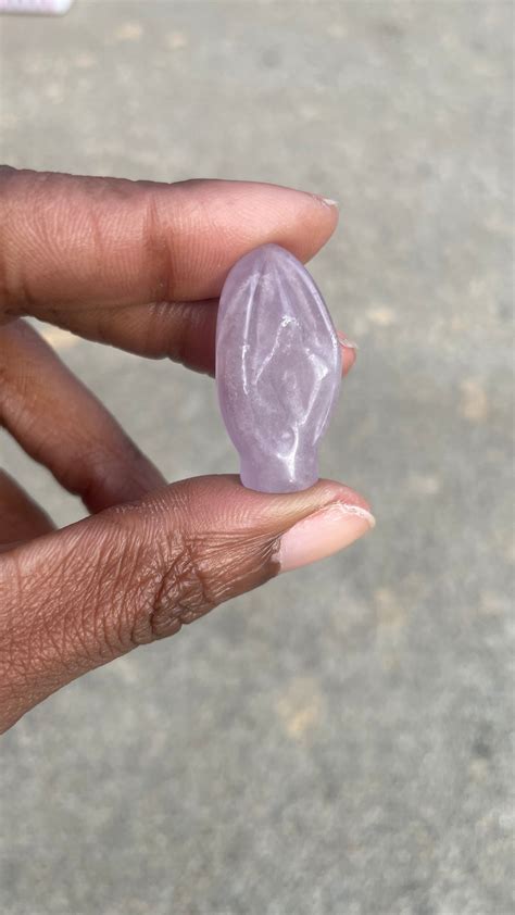 Mini Yoni Distinguished Creation