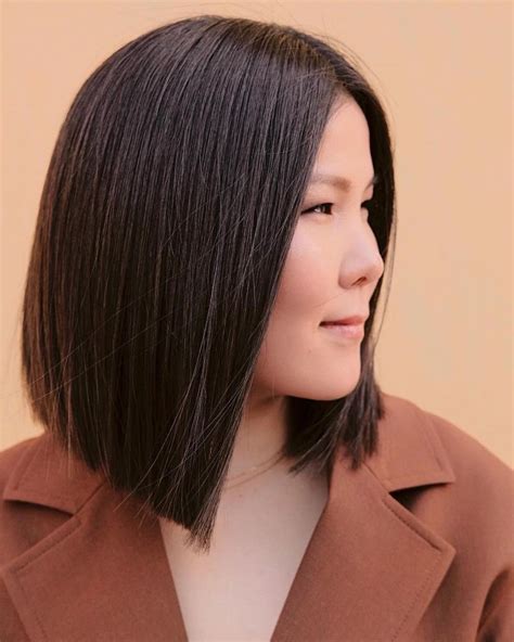 Medium Bob Round Face