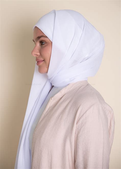 Instant Chiffon Hijab With Underscarf In White Luxy Hijab