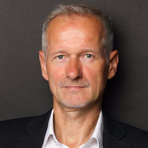 Olaf Skrzynski Fox Customer Care Specialist Engel And Völkers