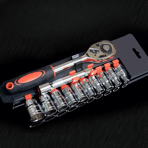 12 Piece Ratchet Socket Set