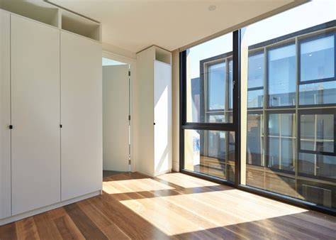 Droo Projectss Apartments In Melbourne With Golden Facades