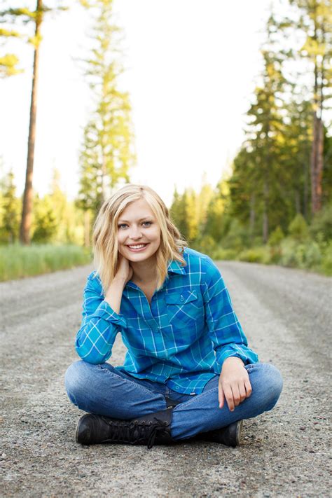 Kalispell Senior Photographers Emma Epperly Senior Picture