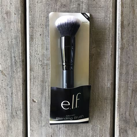 Elf Elf Ultimate Blending Brush 粉底刷 腮紅修容刷 暈染刷 多功能刷 蝦皮購物
