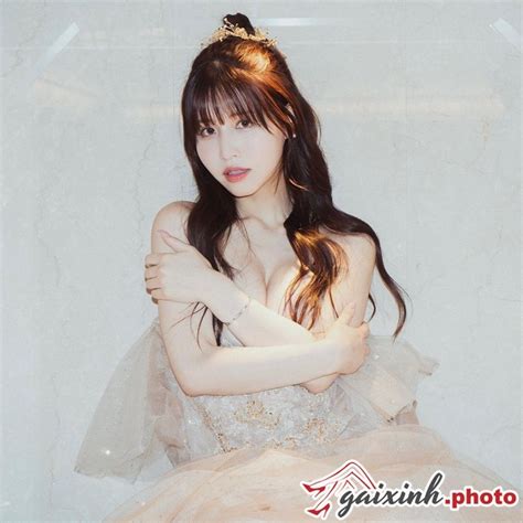 69 Ảnh Diễn Viên Jav Momo Sakura Không Che Nóng Bỏng