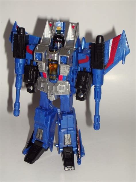 Transformers Generations Thundercracker By Hasbro Figurefan Zero