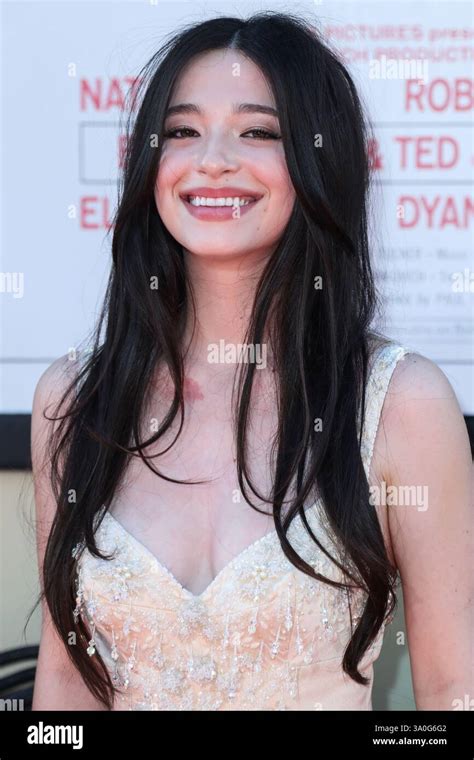 File Mikey Madison Wins Oscar For Best Actress In A Leading Role For