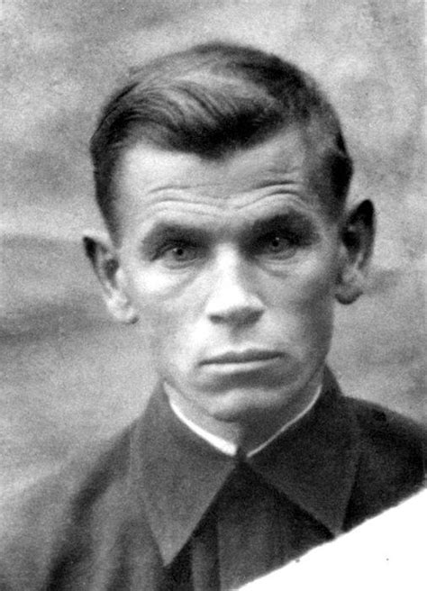 Soldiers Face After Four Years Of War Know Your Meme