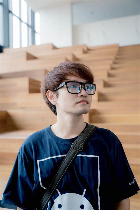 Thanaphoom Babparn Medium