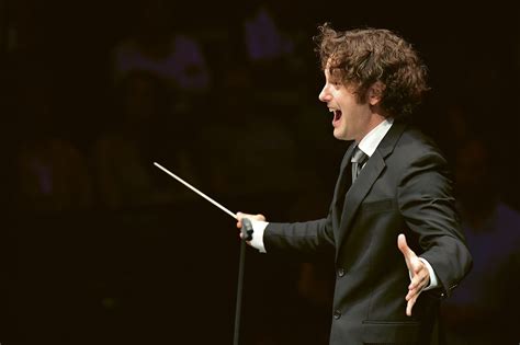 Frankfurt Konzert „lindberg Tüür Strauss“ Hr Sinfonieorchester Unter Nicholas Collon Der