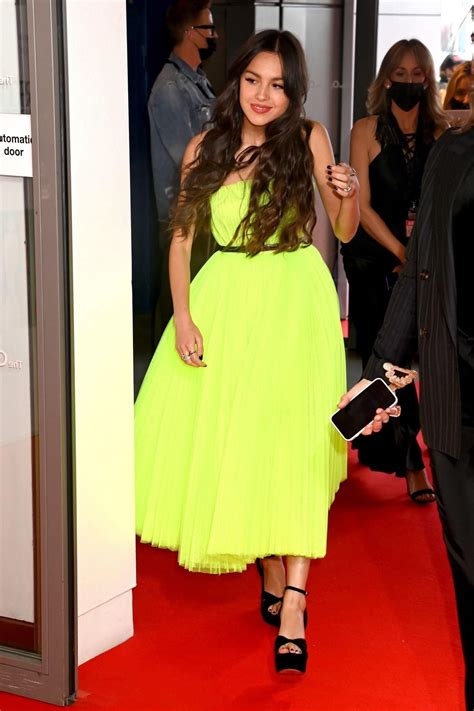 Olivia Rodrigo R Celeb Sandals