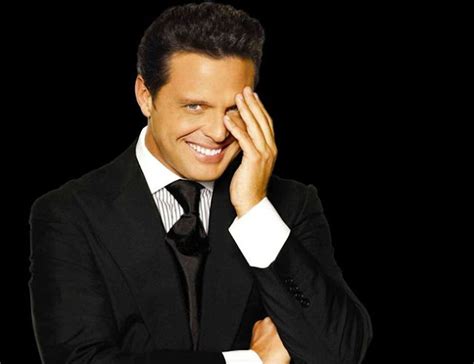 Luis Miguel Biography