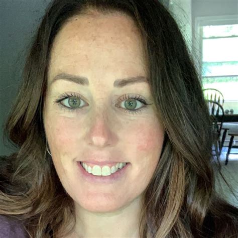 Ashley Combs Linkedin