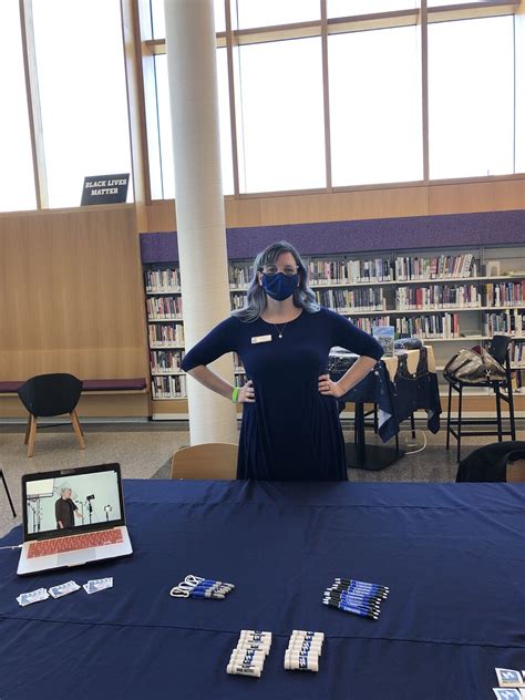 Thekonnect Erin Devlin